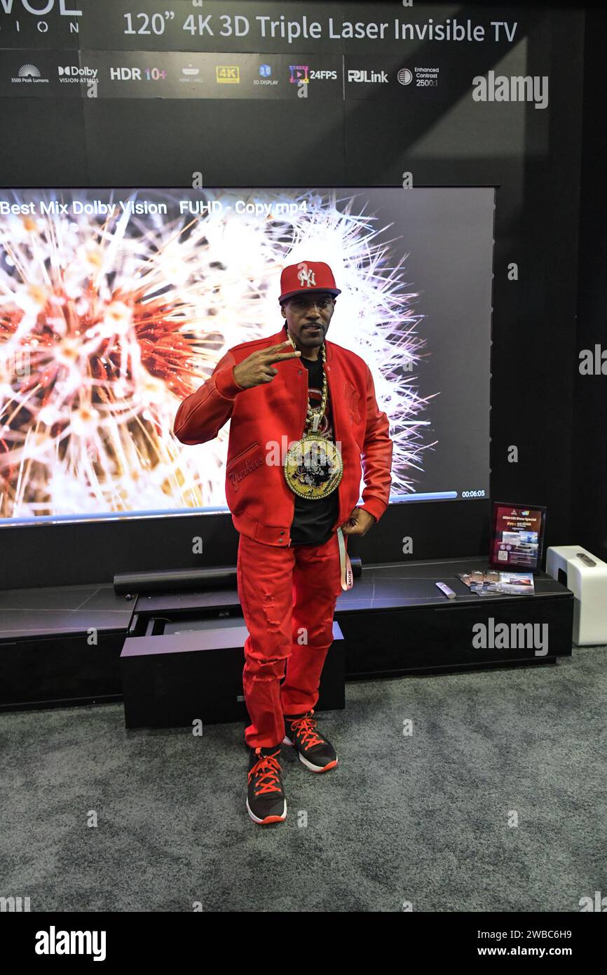 Las Vegas, NV, USA. 9th Jan, 2024. Gerard 'HipHopGamer' Williams AT ...