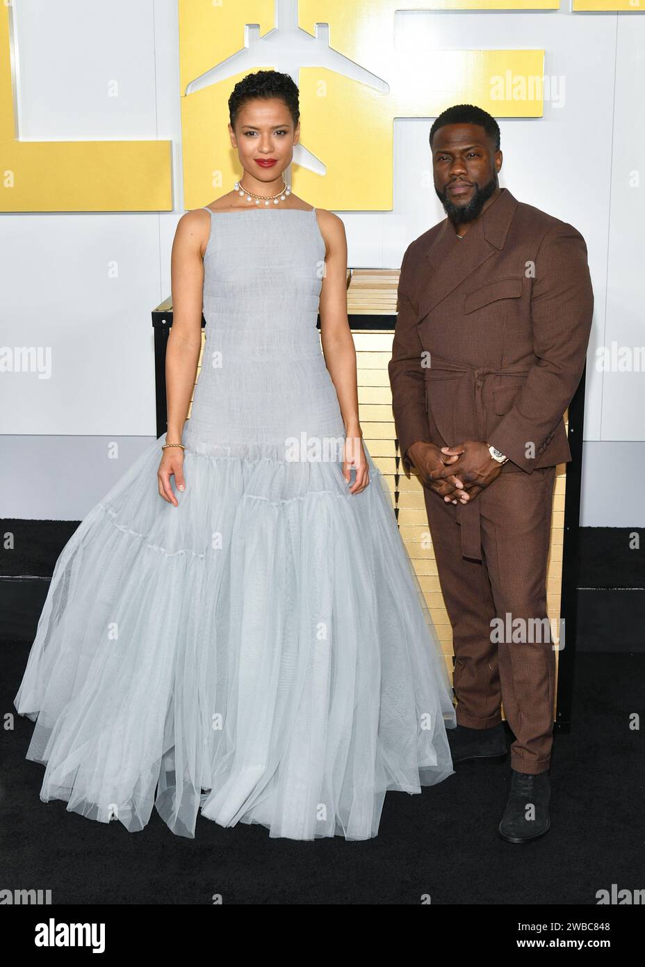 Gugu Mbatha-Raw and Kevin Hart Stock Photo - Alamy