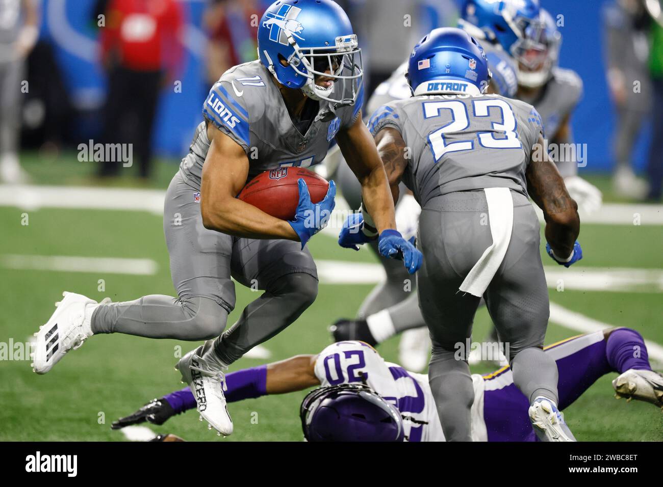 Detroit Lions wide receiver Kalif Raymond (11) caries the ball against ...