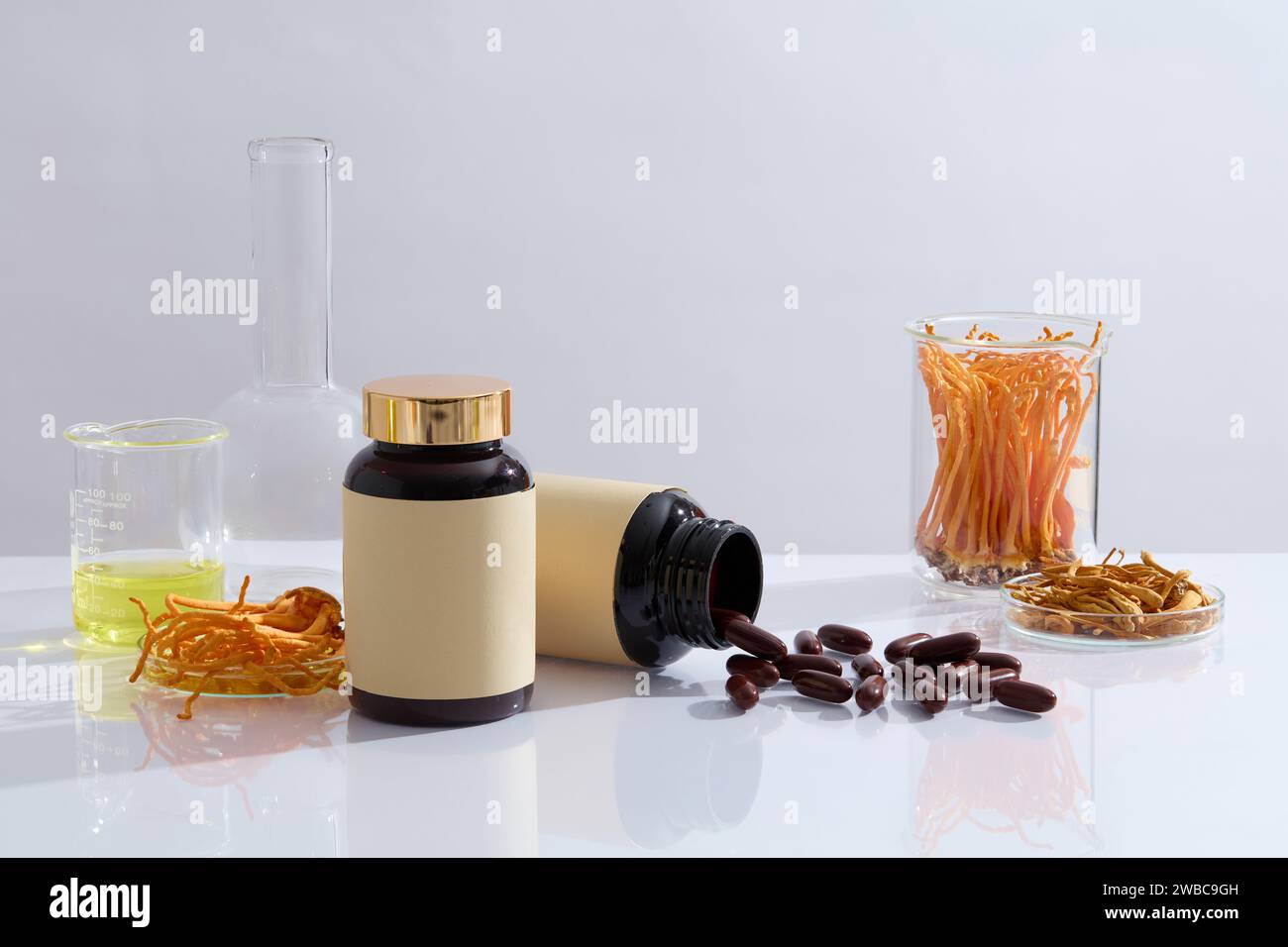 Two medicine bottle hi-res stock photography and images - Alamy