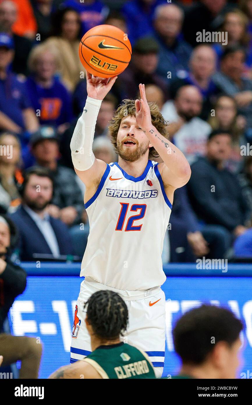 Boise State guard Max Rice (12) shoots a 3-pointer against Colorado ...