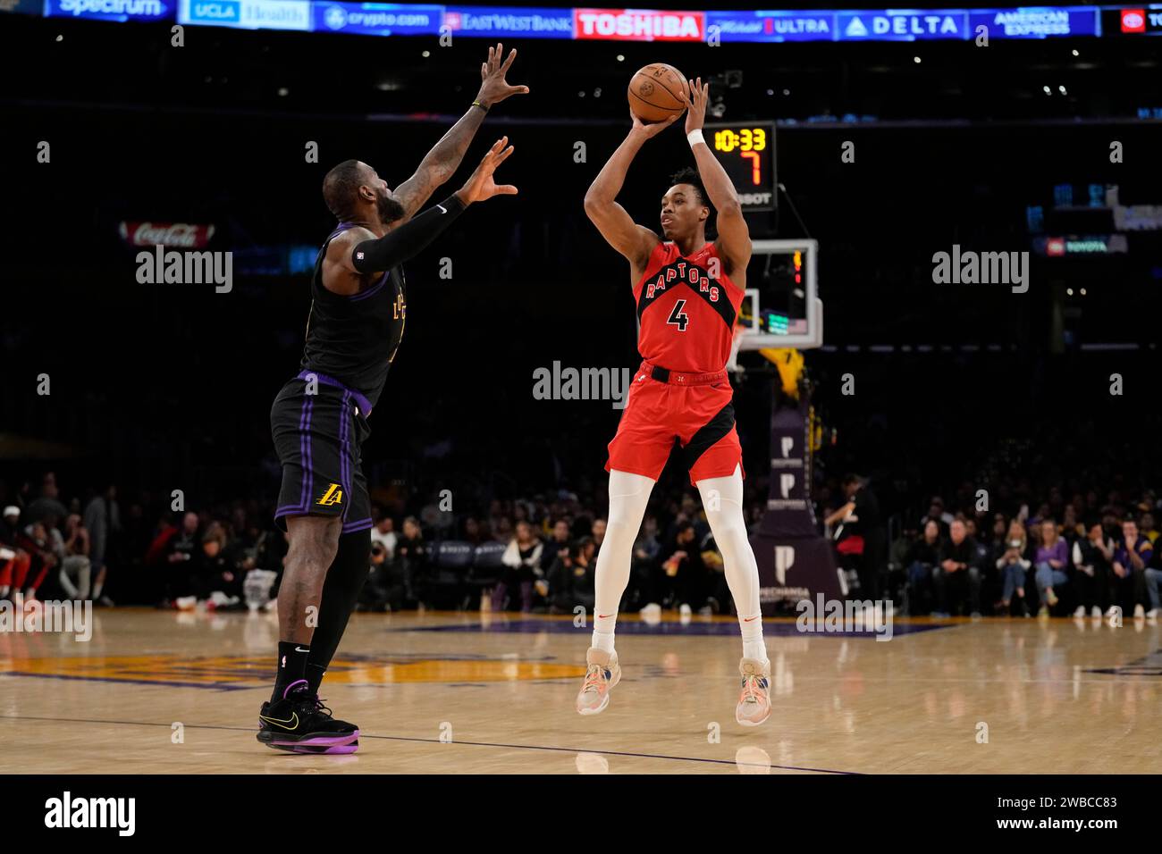 Toronto Raptors forward Scottie Barnes (4) shoots against Los Angeles ...
