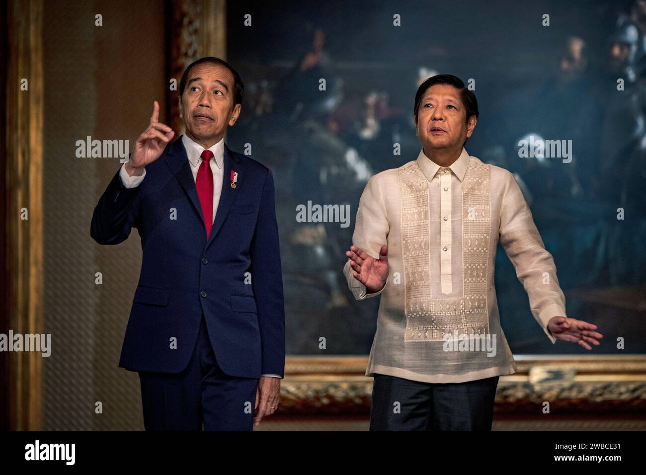 Indonesian President Joko Widodo, left, and Philippine President ...