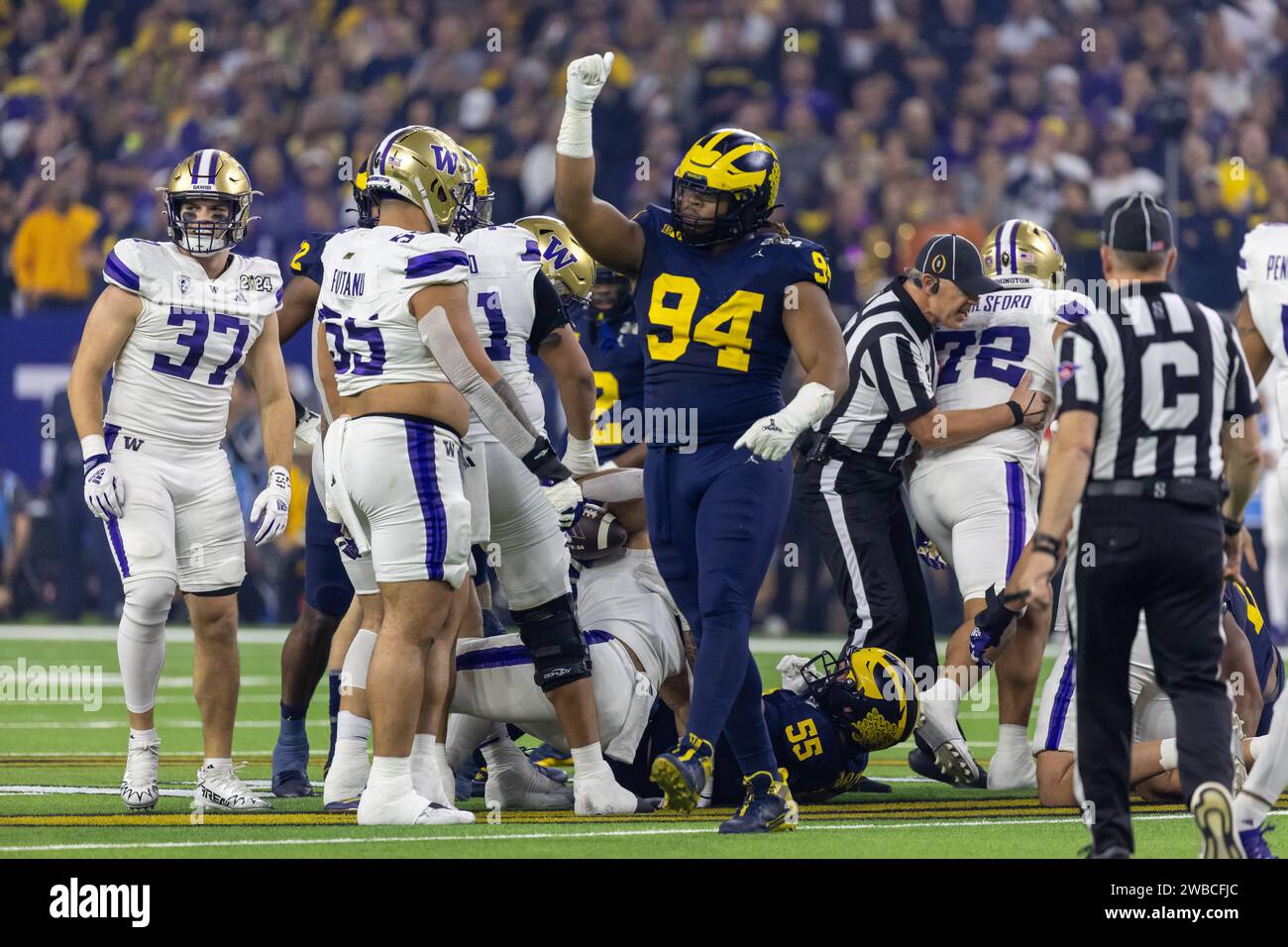 Michigan Wolverines defensive lineman Kris Jenkins (94) celebrates a ...
