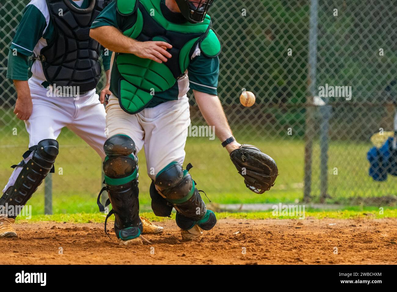 Catcher baseball standing hi-res stock photography and images - Alamy