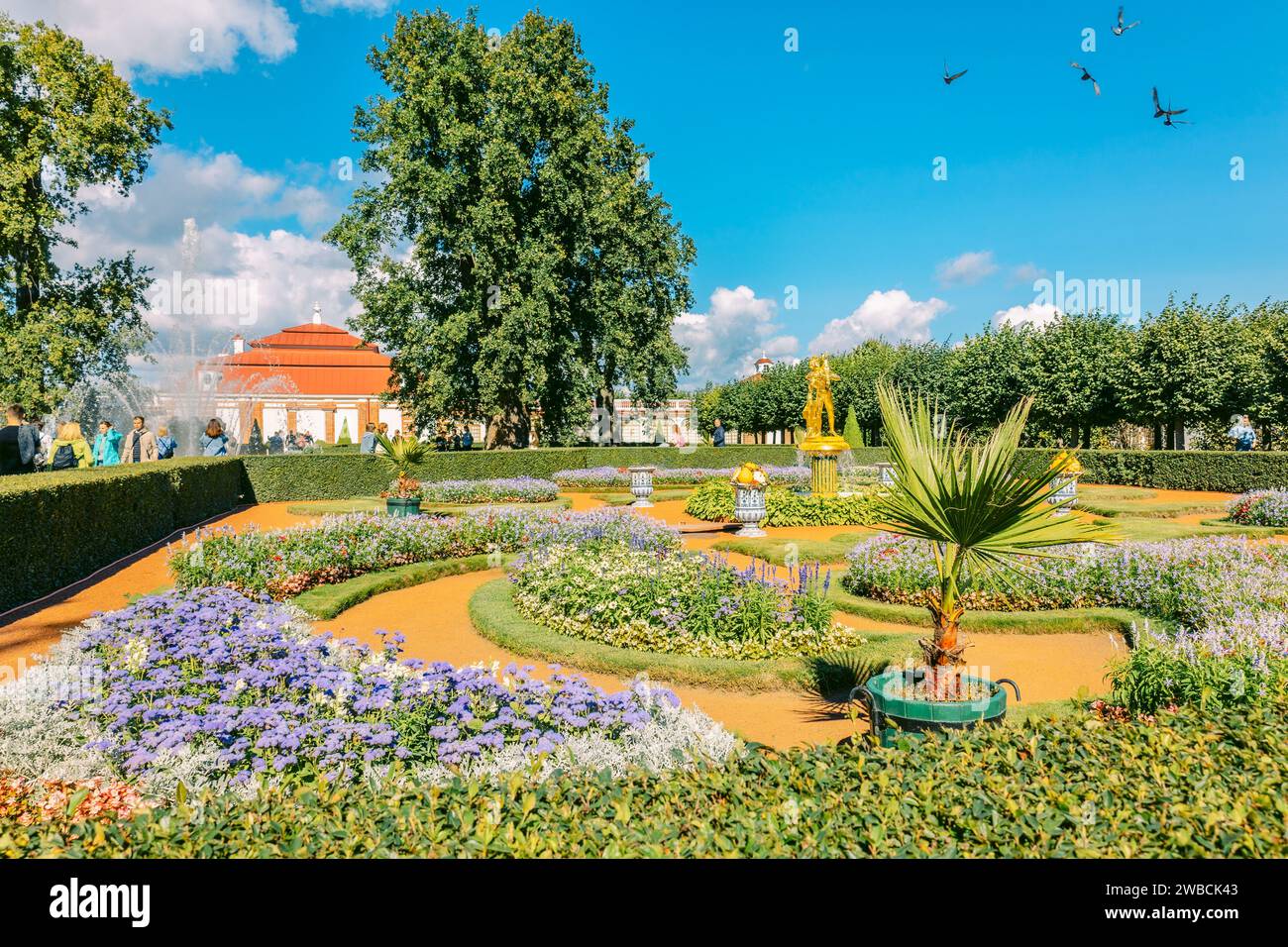 St. Petersburg, Russia - August 23, 2023: Fountains of Peterhof. View ...