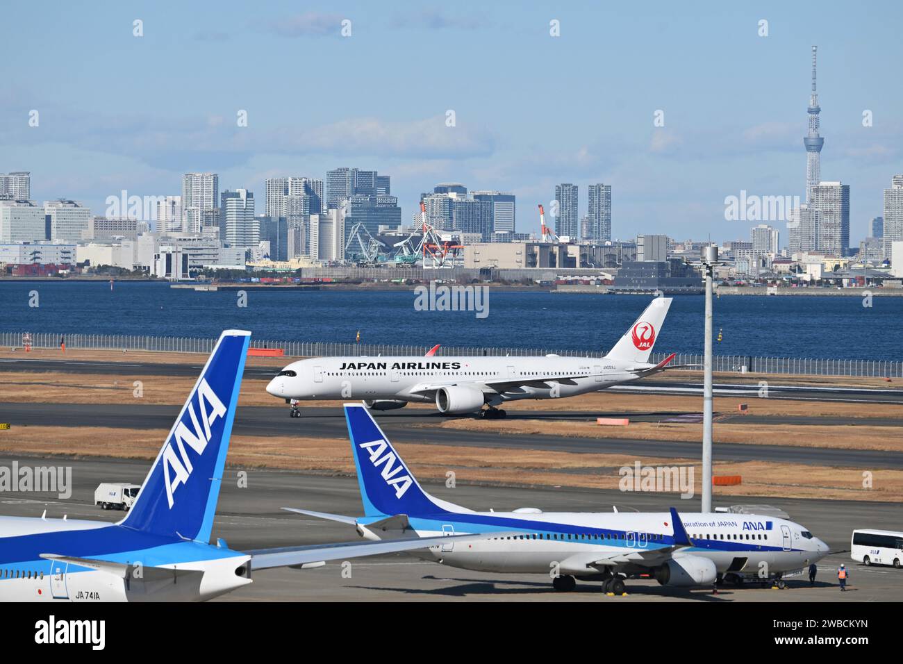 Airbus A350-900 (reg. JA05XJ) of JAL flight JL506 from Sapporo New Chitose landed on the first ...