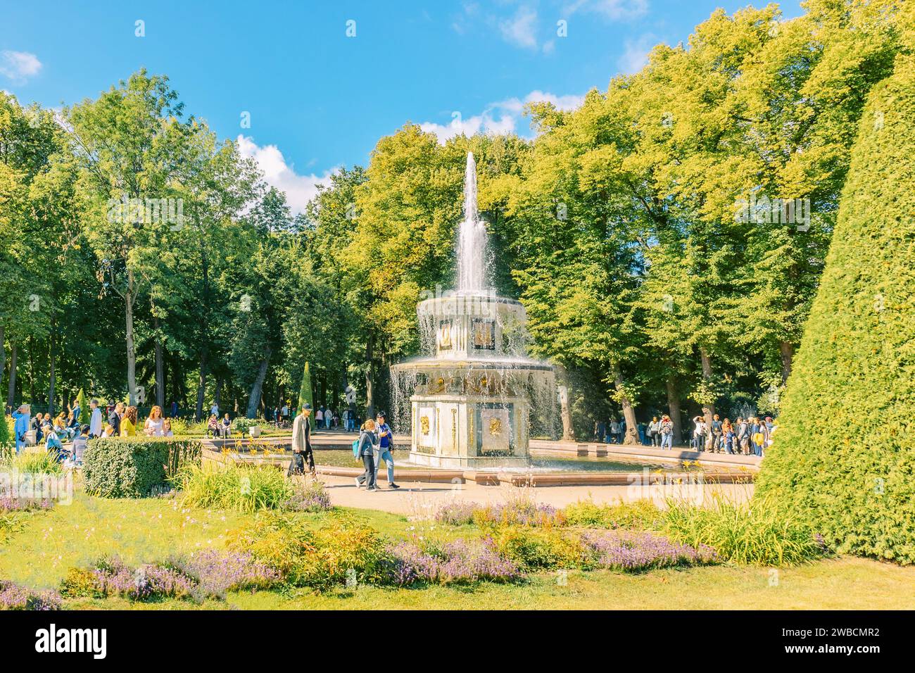 St. Petersburg, Russia - August 23, 2023: Fountains of Peterhof. View ...