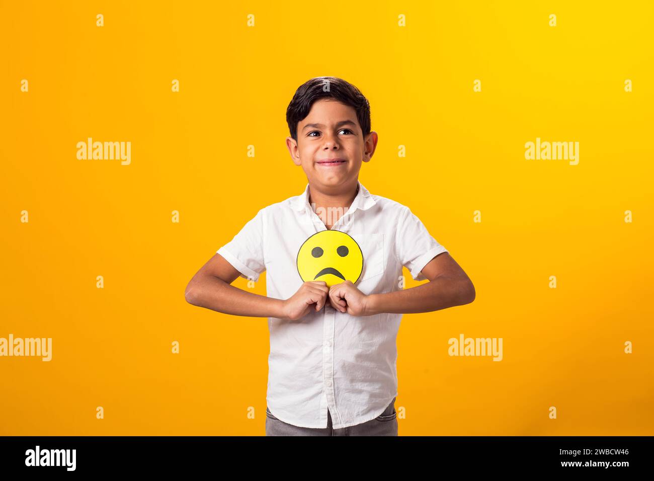 Emoticons positive negative hi-res stock photography and images - Alamy