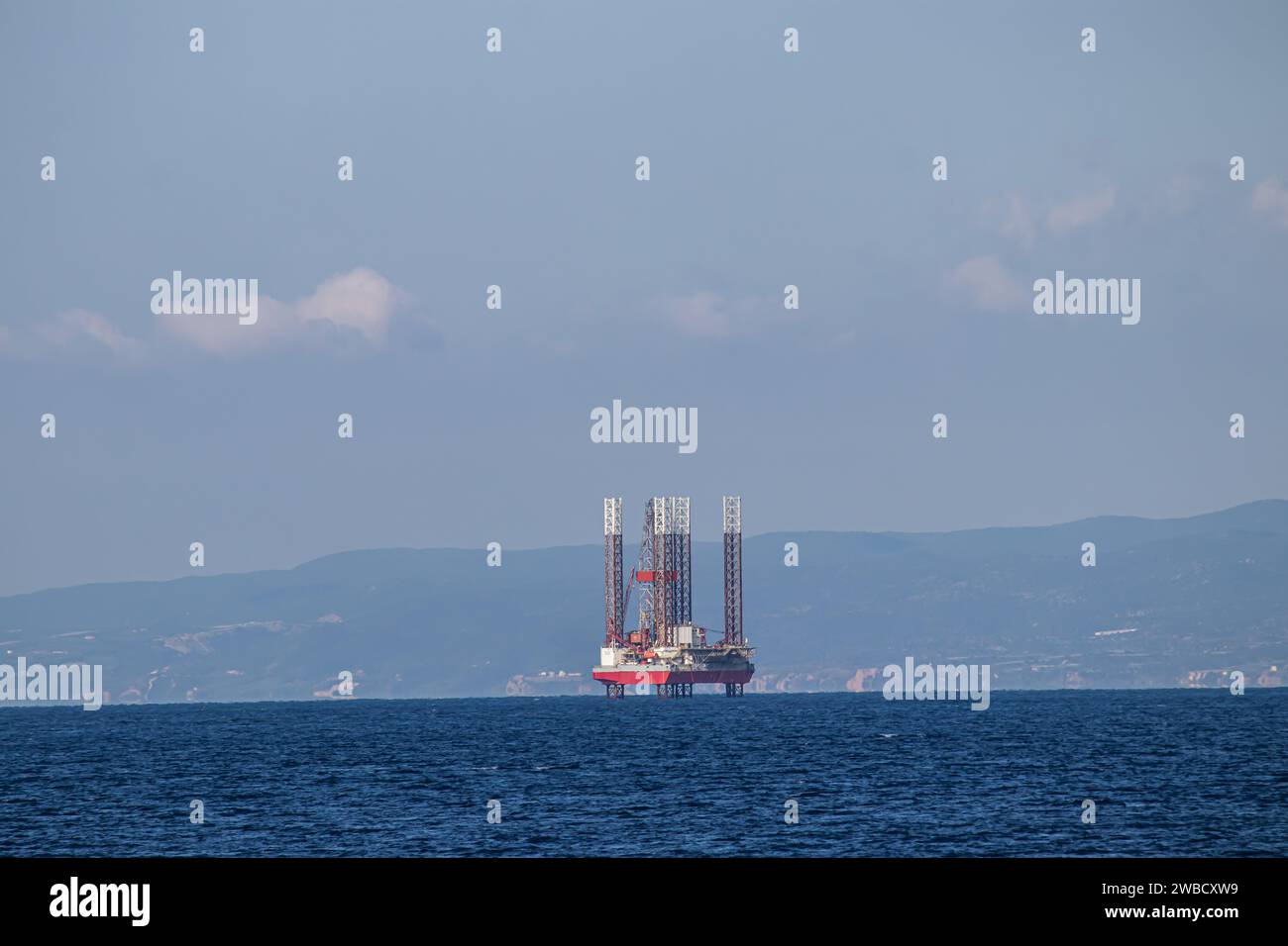 Oil refinery platform open hi-res stock photography and images - Alamy