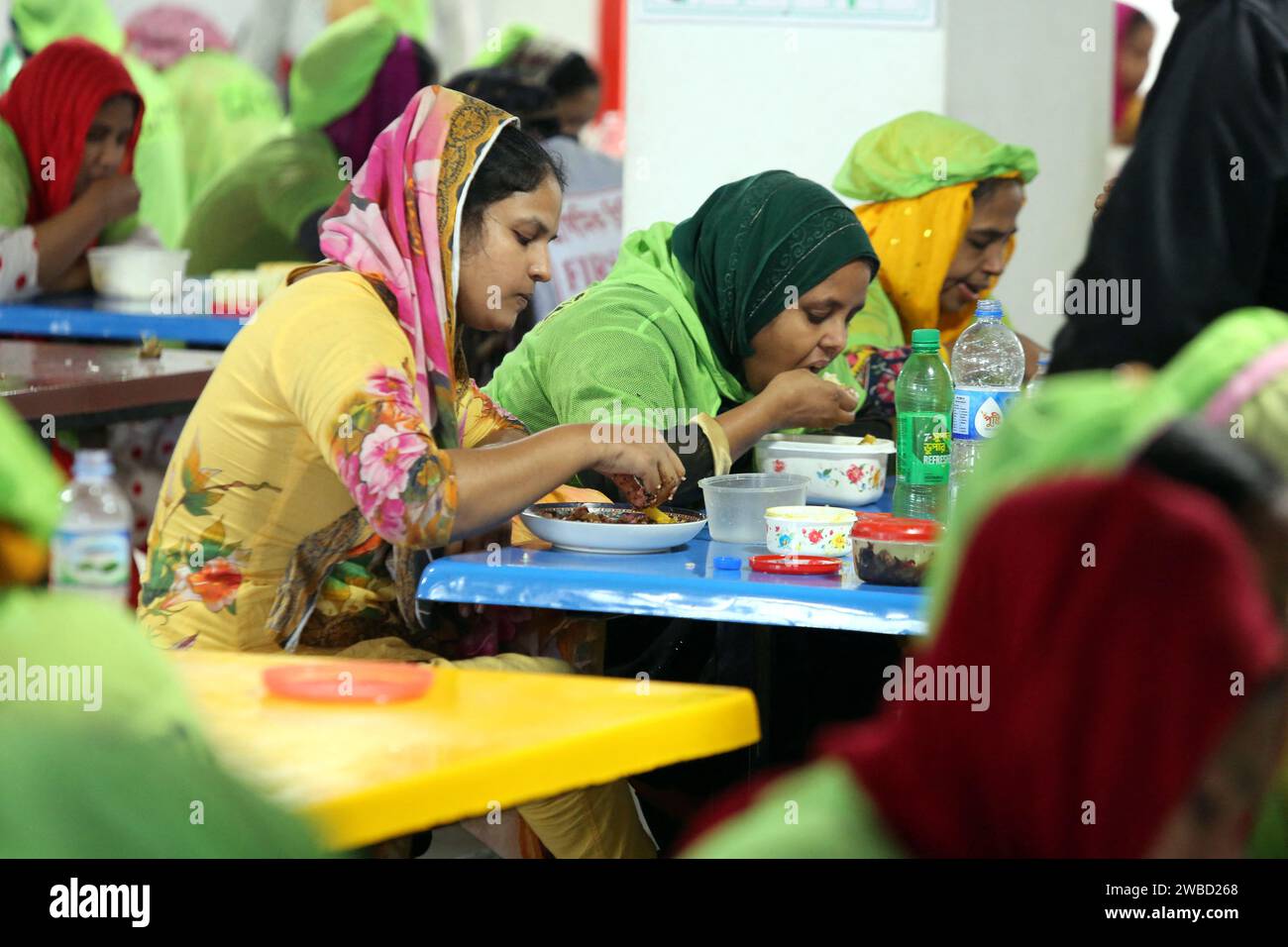 Bangladesh ready made garments hi-res stock photography and images - Alamy