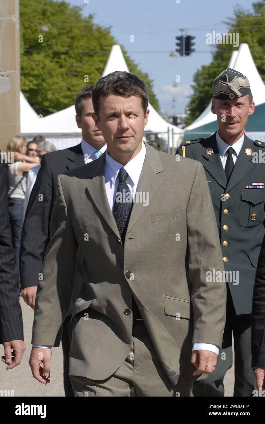 HRH Crown Princes Frederik show The Cabinetmakers Autumn Exibition at ...