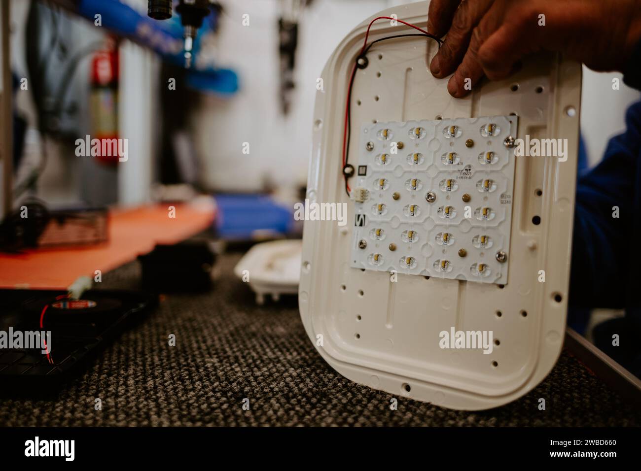 Semiconductor manufacturing plant hi-res stock photography and images ...