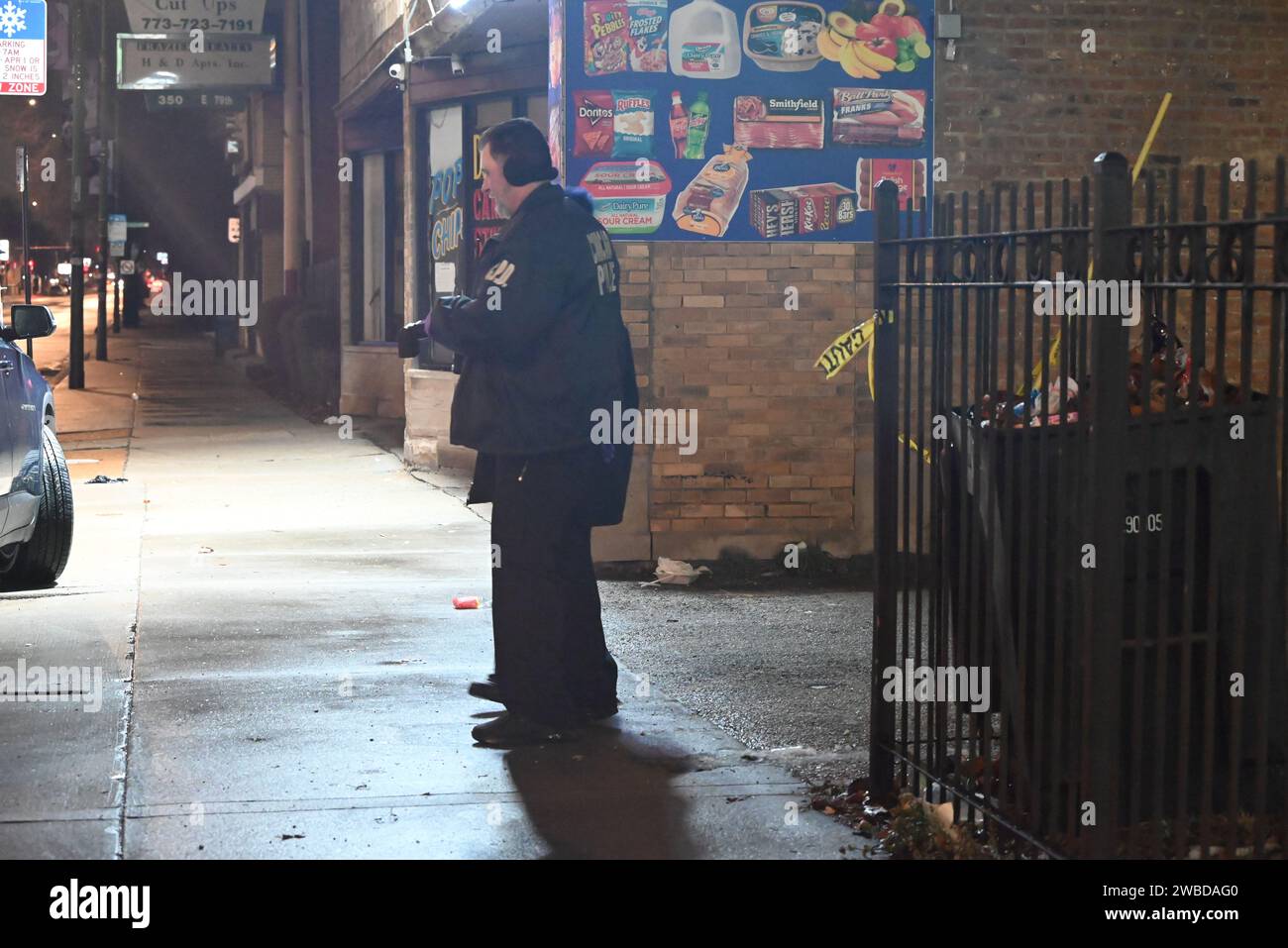 Crime scene investigators chicago hi-res stock photography and images ...