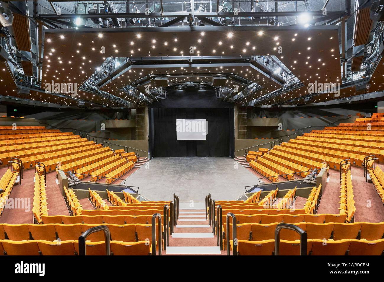 The Crucible Theatre auditorium, Sheffield, South Yorkshire, northern ...