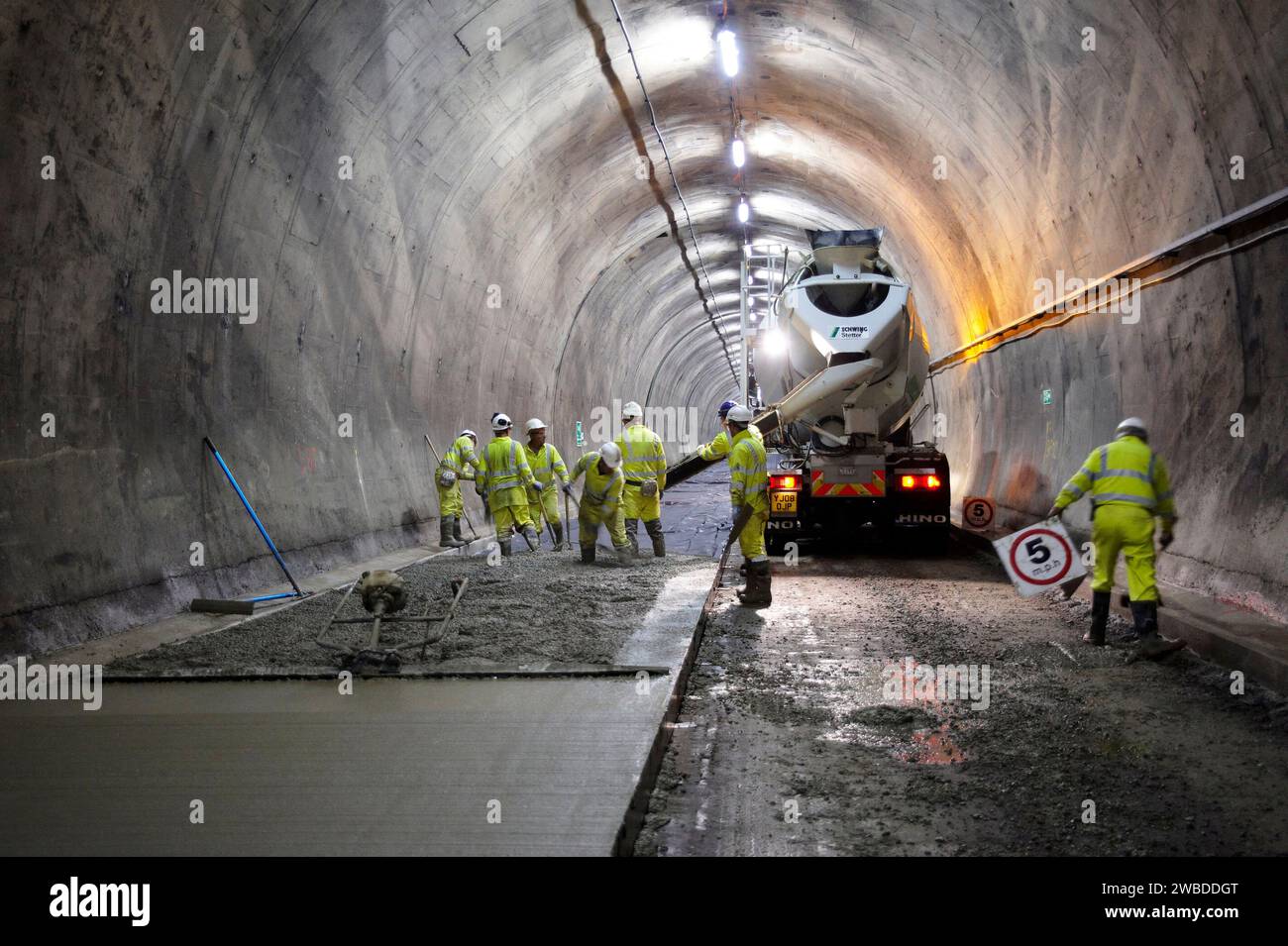 Concrete pour in a tunnel, UK construction site Stock Photo - Alamy