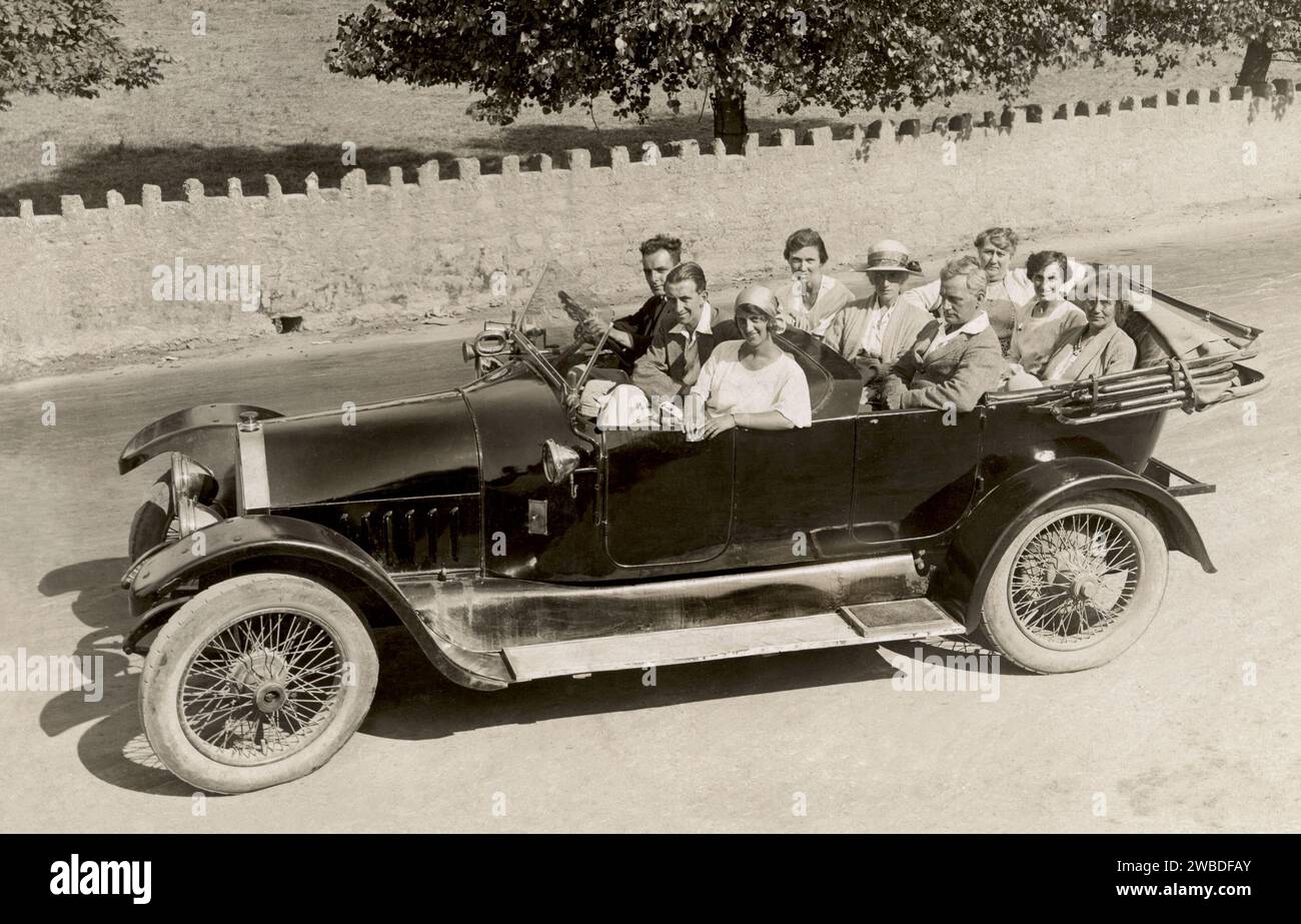 Charabanc hi-res stock photography and images - Alamy