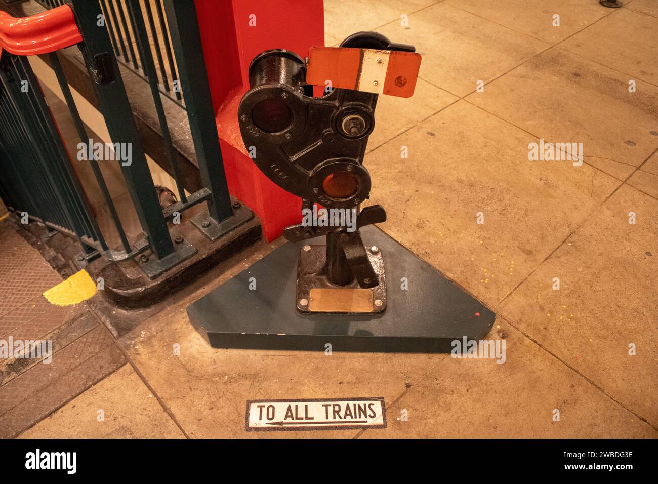 The exhibition at the subway station in the New York Transit Museum ...