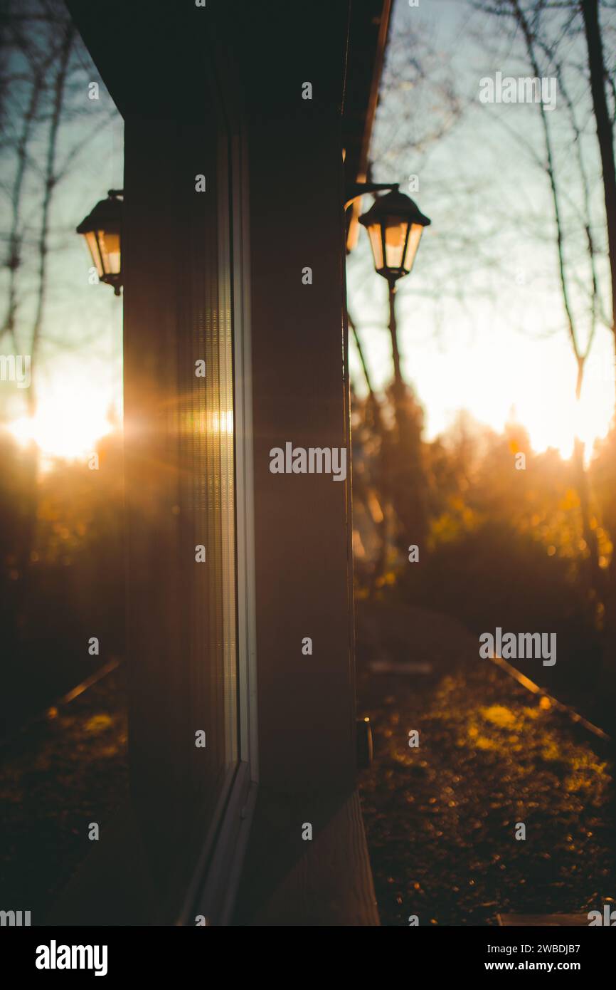 Sunshine through the windows hi-res stock photography and images - Alamy