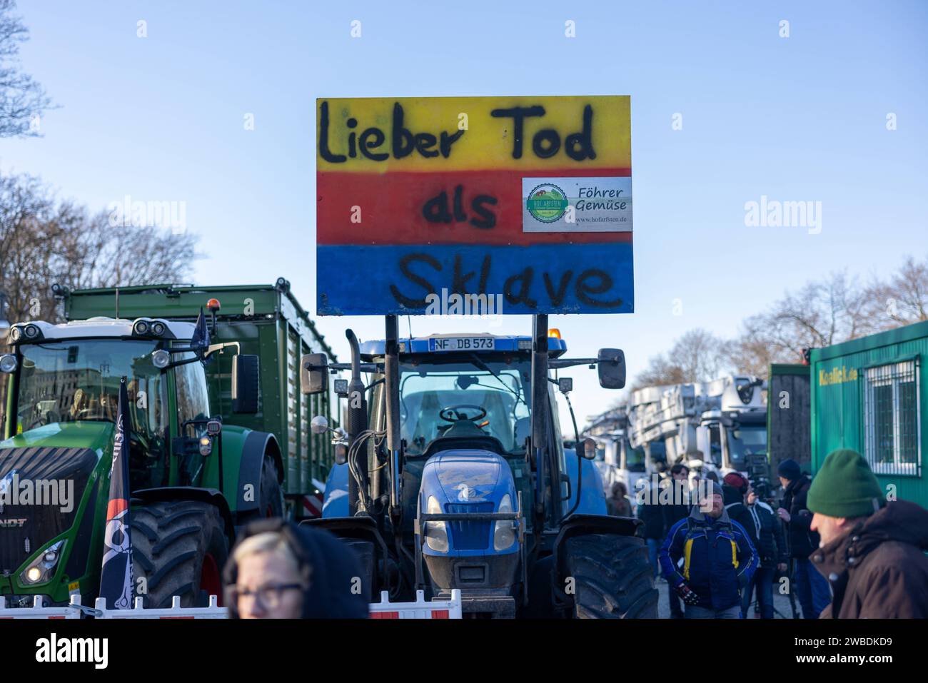 Bauernproteste vor dem Brandenburger Tor in Berlin Berlin, Deutschland ...
