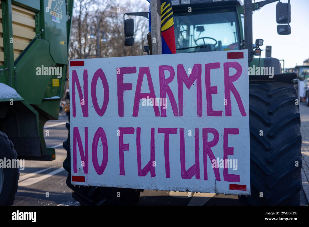 Bauernproteste vor dem Brandenburger Tor in Berlin Berlin, Deutschland ...