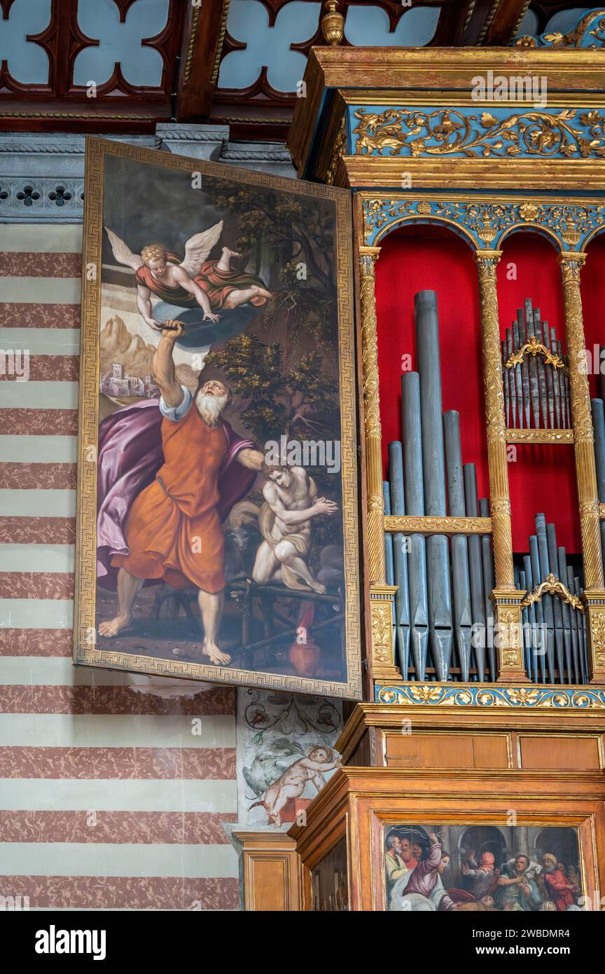 Architecture and art in the ancient fortified village of Valvasone ...