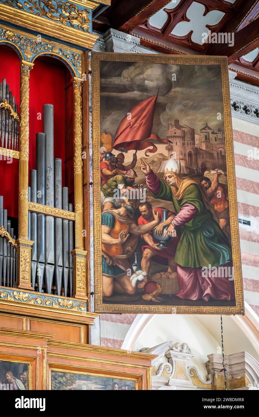 Architecture and art in the ancient fortified village of Valvasone ...