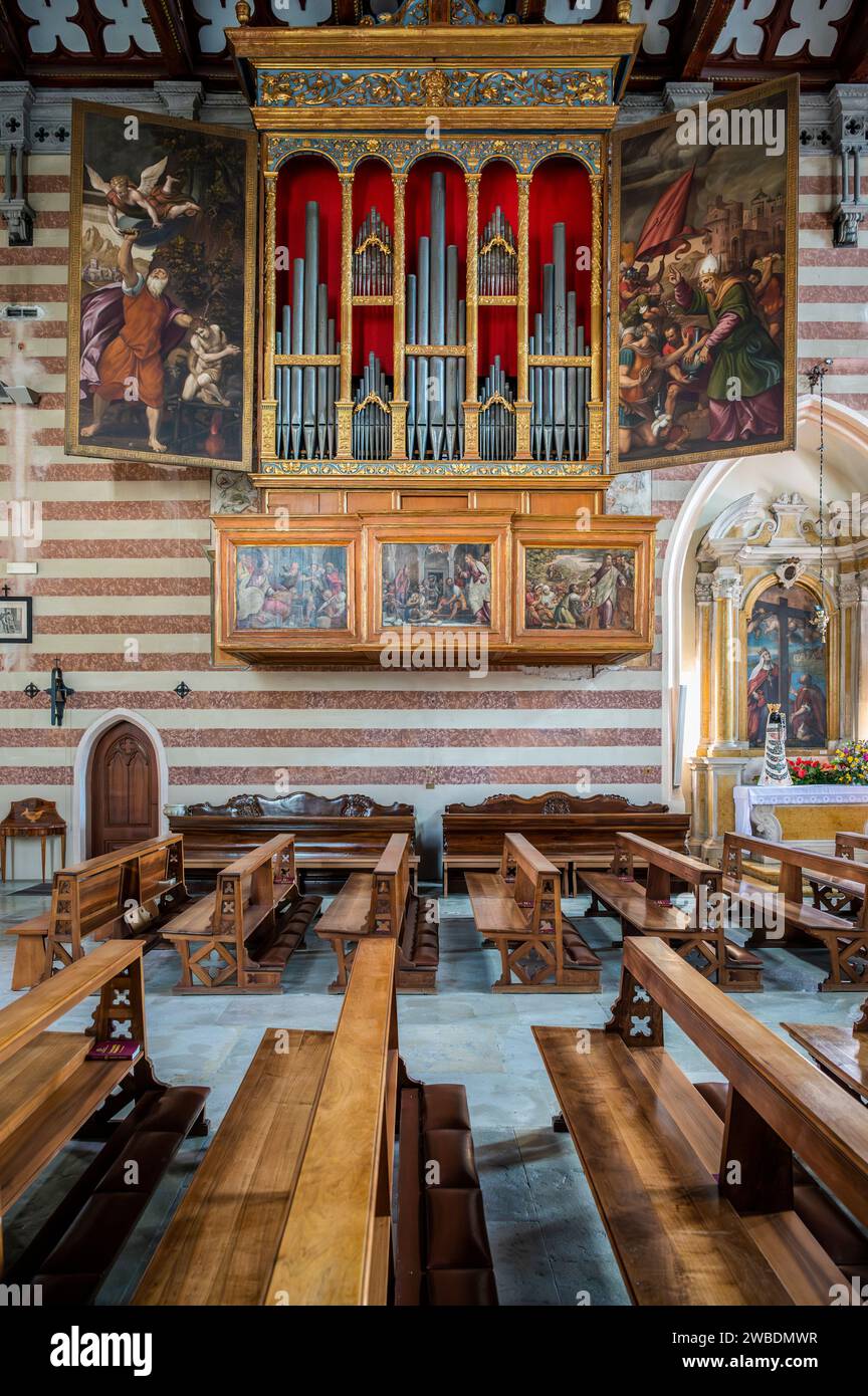 Architecture and art in the ancient fortified village of Valvasone ...