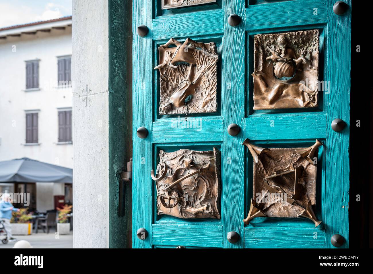 Architecture and art in the ancient fortified village of Valvasone ...