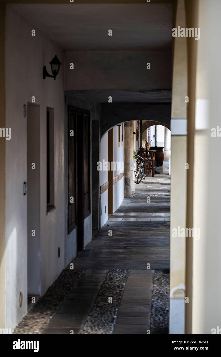 Architecture and art in the ancient fortified village of Valvasone ...