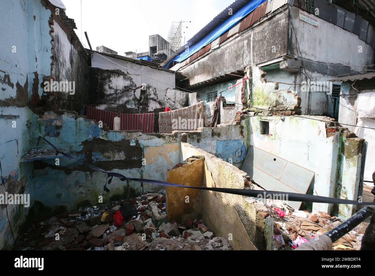 Image ©Licensed to Parsons Media. 01/10/2008. London, India. slum in Mumbai, India, September ...