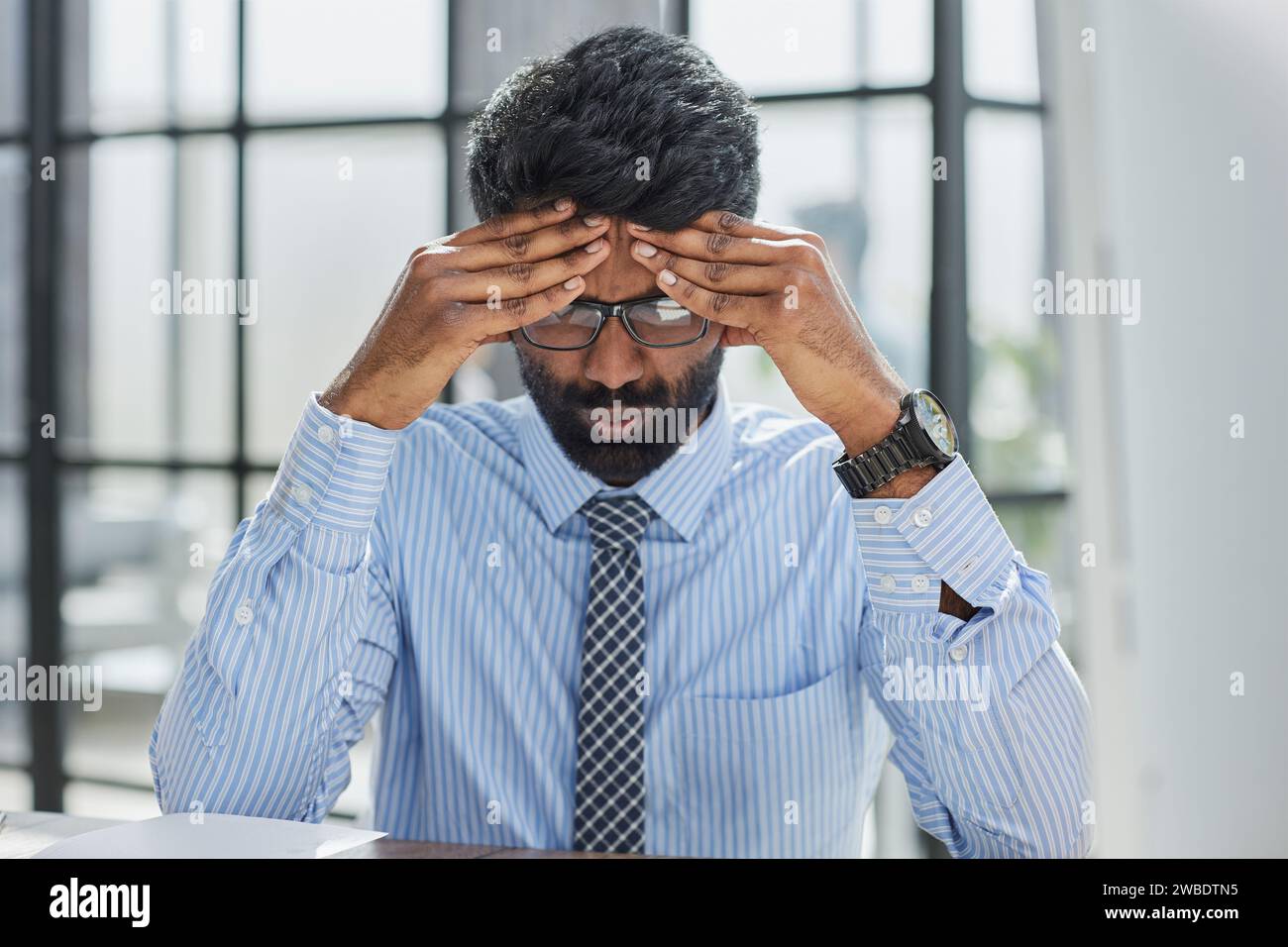 Fatigue, pain and poor posture, computer work Stock Photo - Alamy