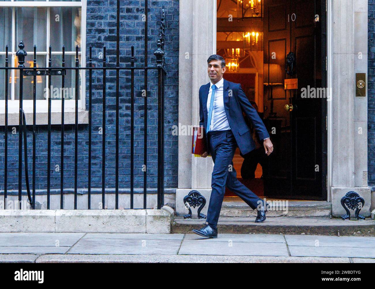 London, UK. 10th Jan, 2024. Prime Minister, Rishi Sunak, leaves Number ...