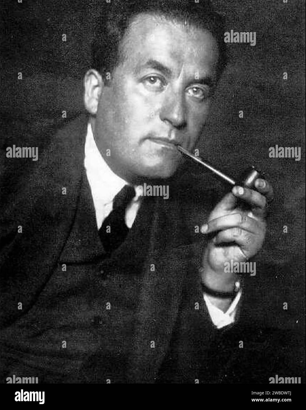 Israeli poet hi-res stock photography and images - Alamy