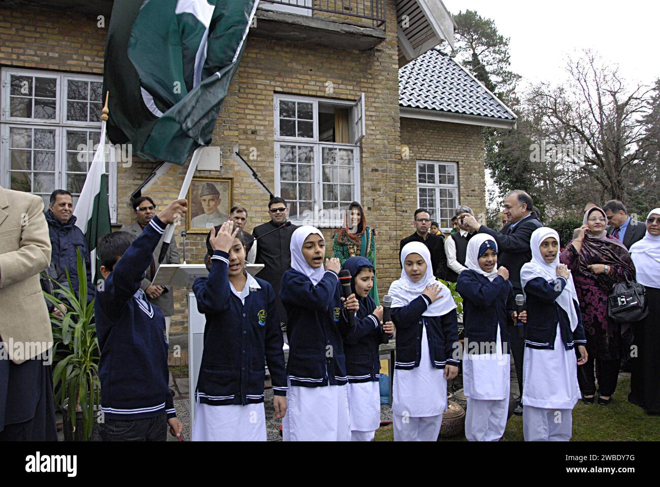 COPENHAGEN /DENMARK- Pakistani childres and people from Pakistani ...