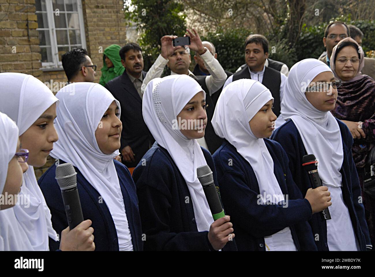 COPENHAGEN /DENMARK- Pakistani childres and people from Pakistani ...