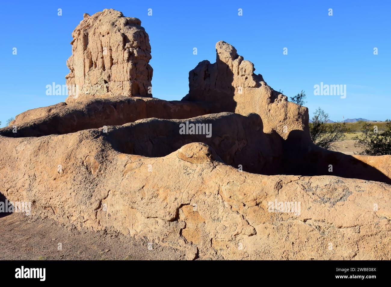 Ancient Casa Grande Ruins National Monument of the Pre-columbian ...