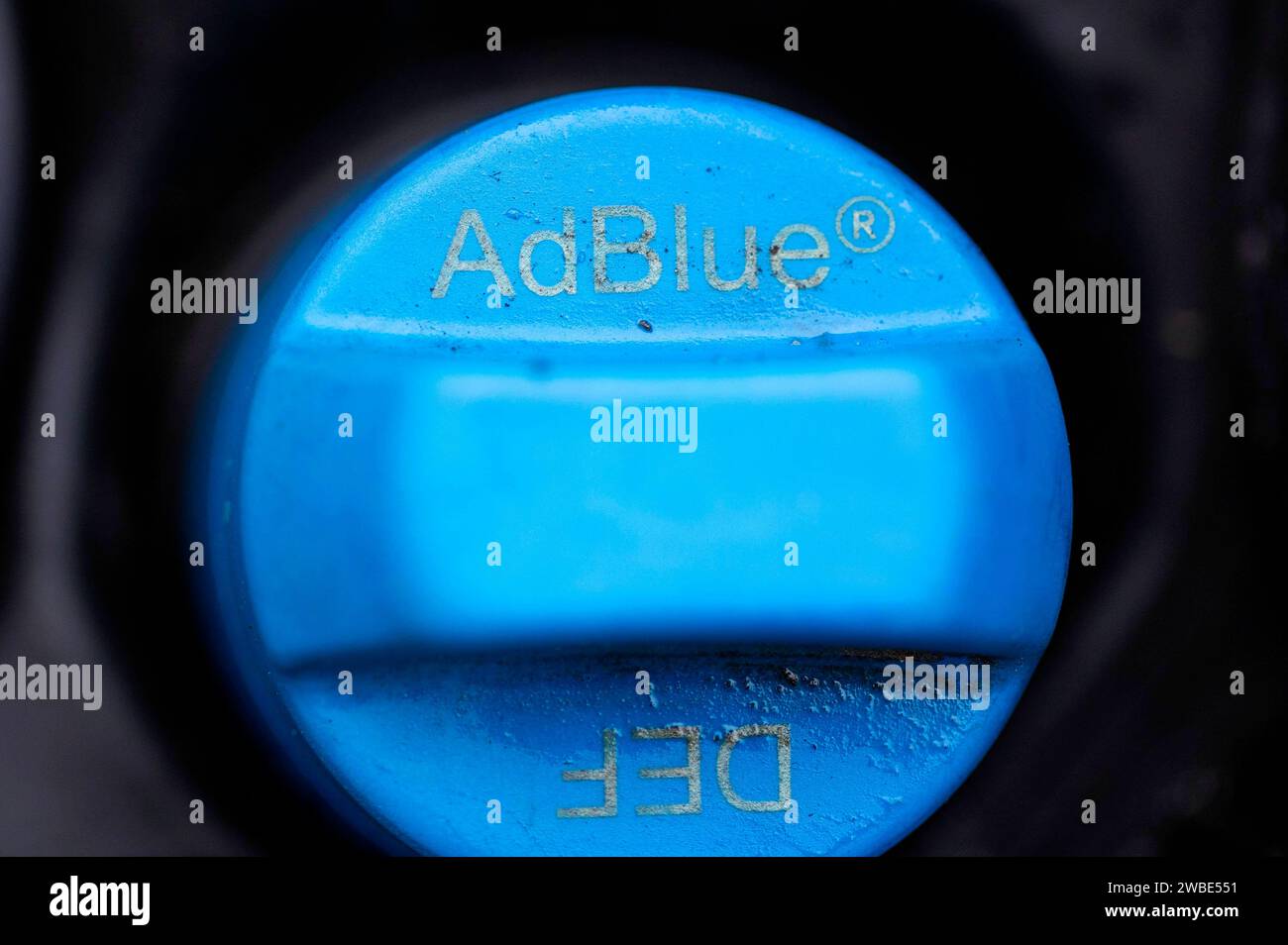 AdBlue ist eine Marke für Produkte in Bezug auf Abgasnachbehandlung bei ...