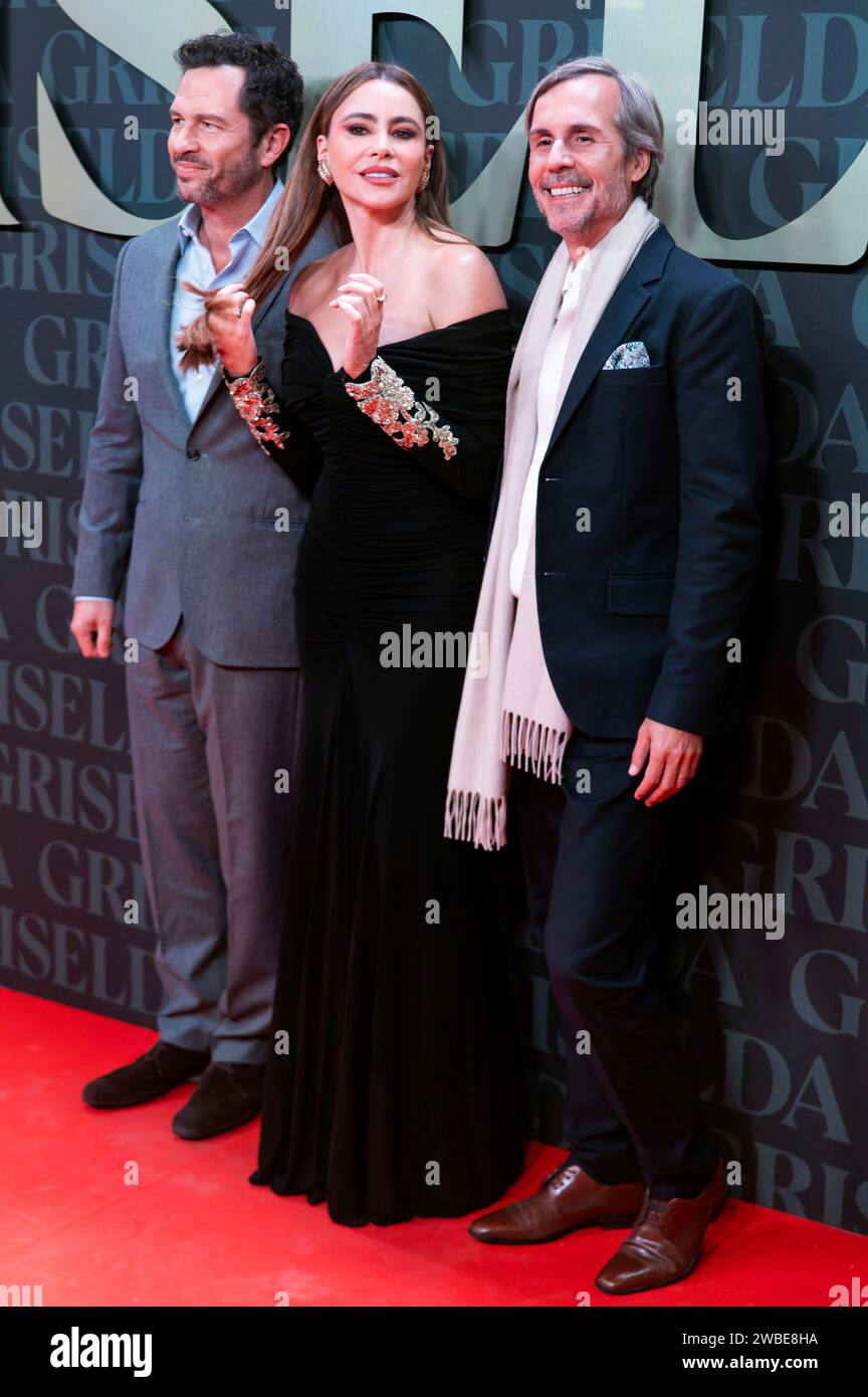 Eric Newman, Sofia Vergara und Andres Baiz bei der Premiere der Netflix ...