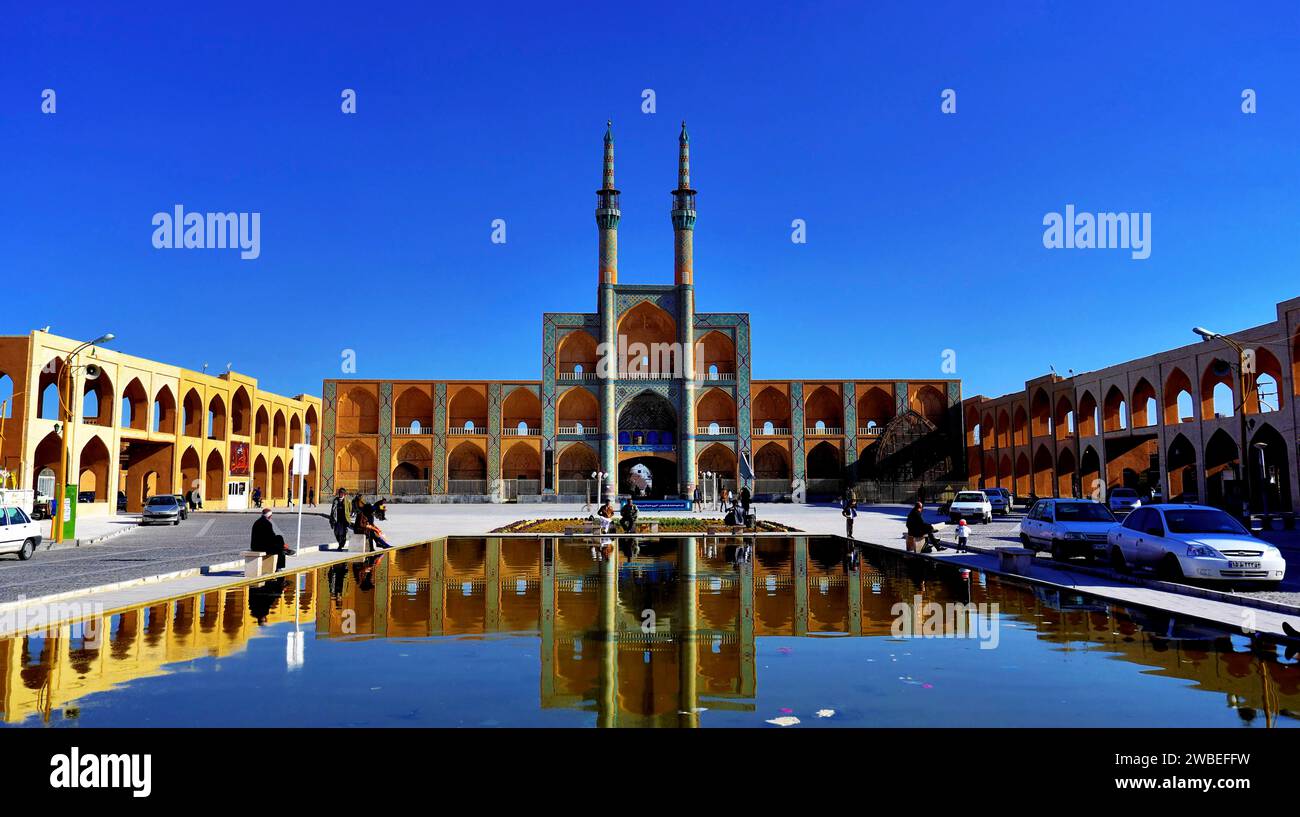 The Jāmeh Mosque of Yazd is the grand, congregational mosque of Yazd ...