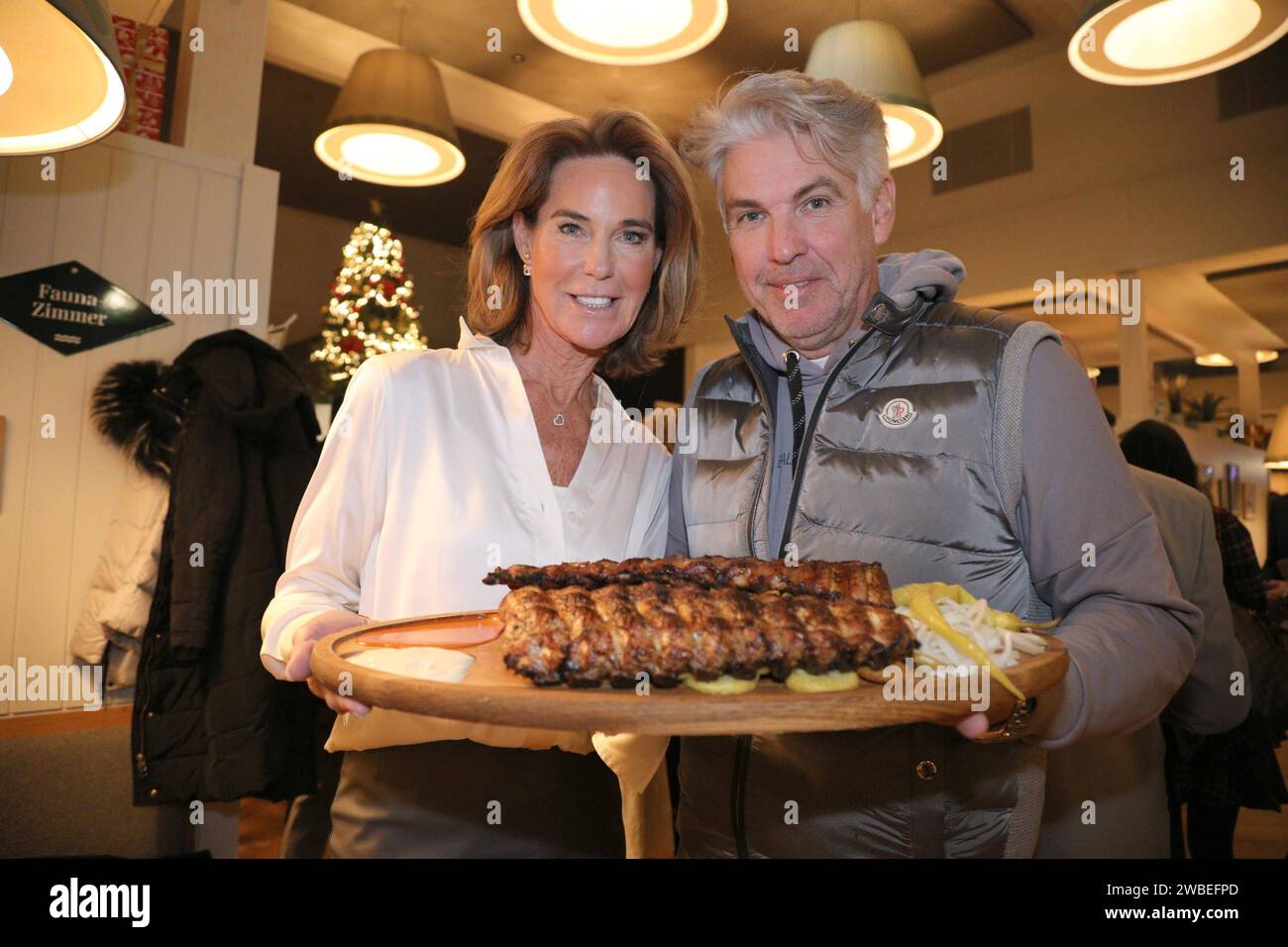 RECORD DATE NOT STATED 08.01.2024, Strandcafe a d Alten Donau, Wer wird ...