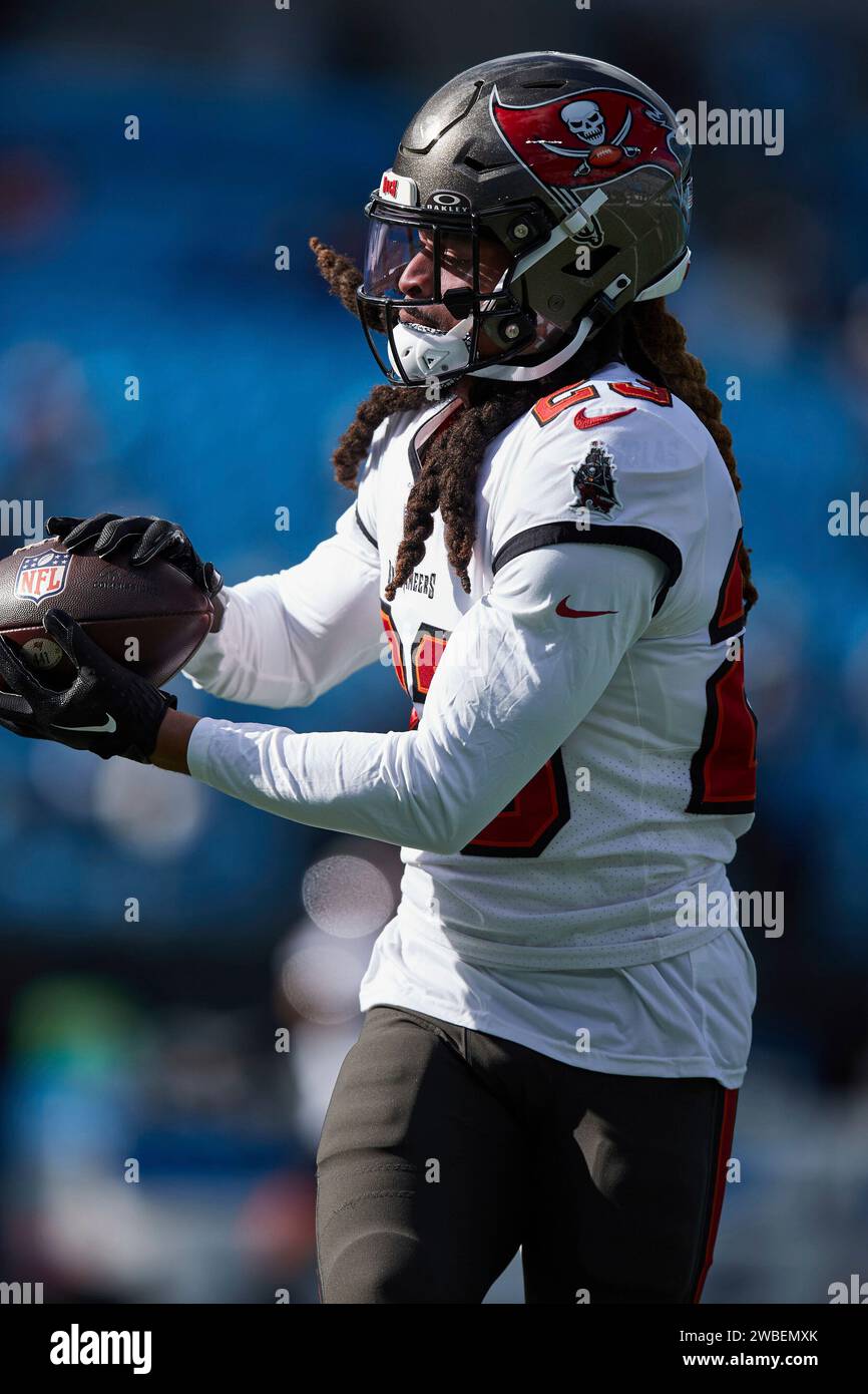 Tampa Bay Buccaneers safety Ryan Neal (23) catches a pass during ...