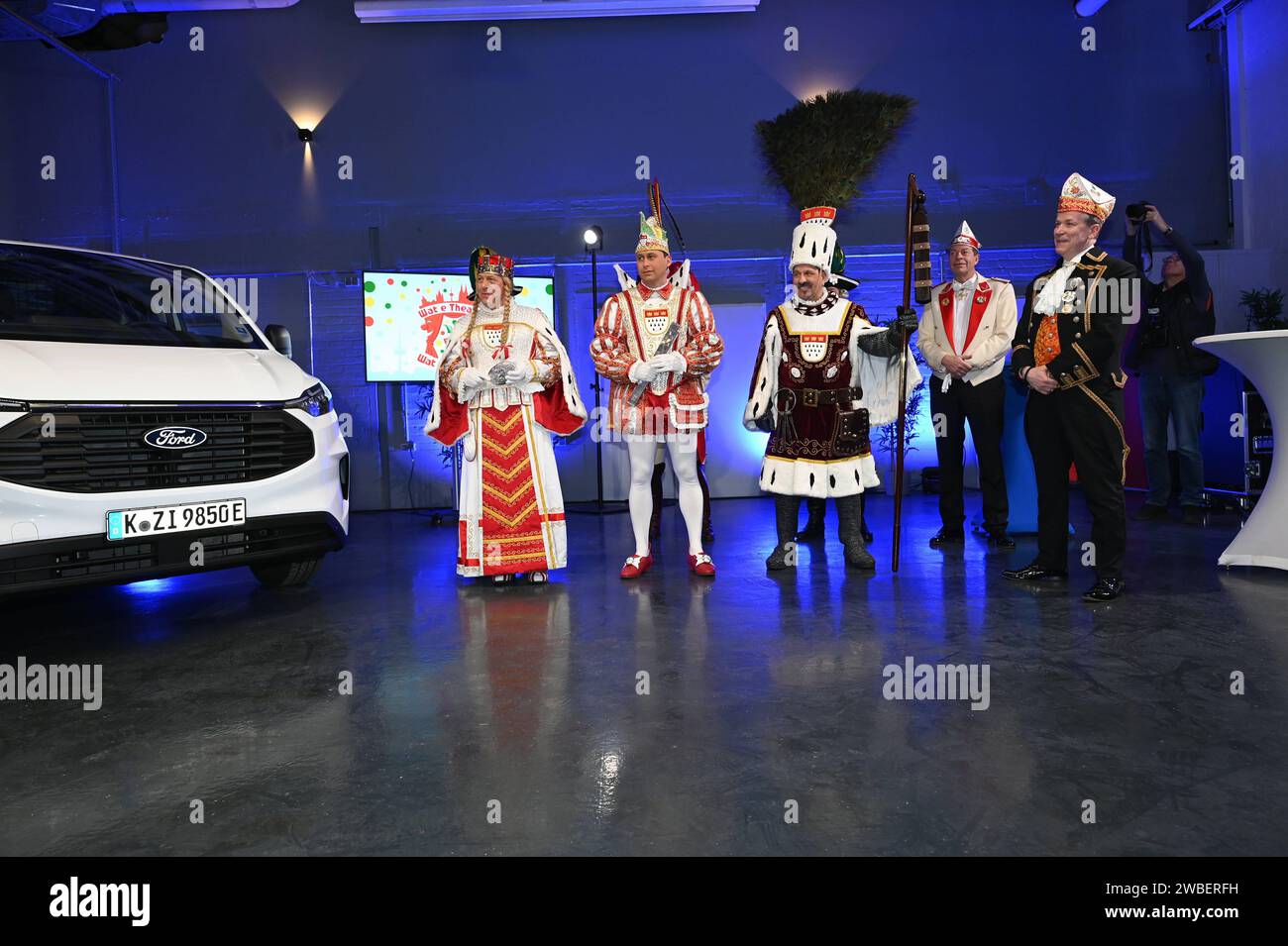 Das Kölner Karneval Dreigestirn der Karnevalsession 2023 / 2024. l-r ...