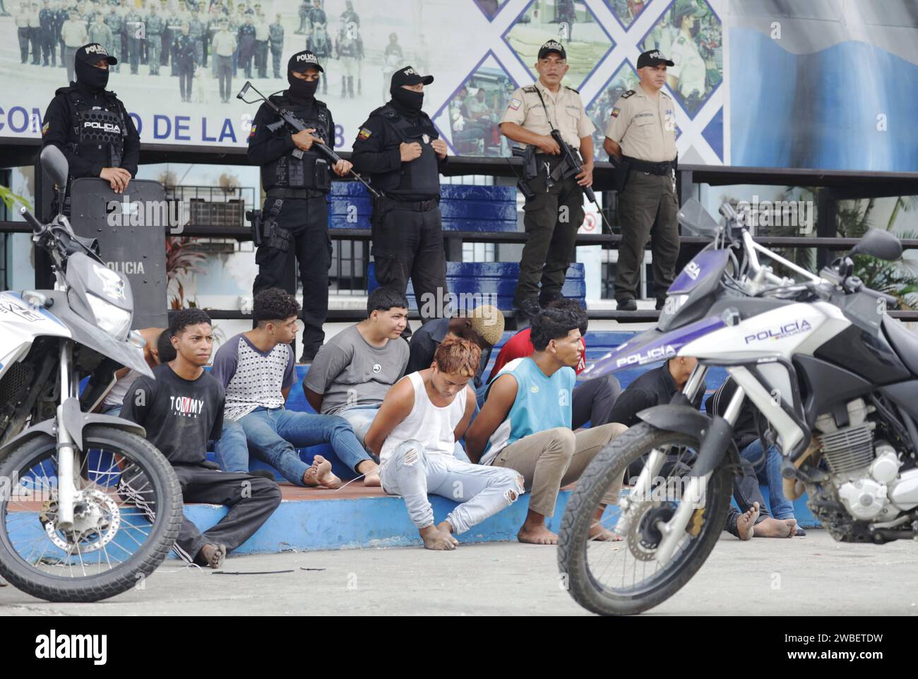 Instalaciones del cuartel hi-res stock photography and images - Alamy