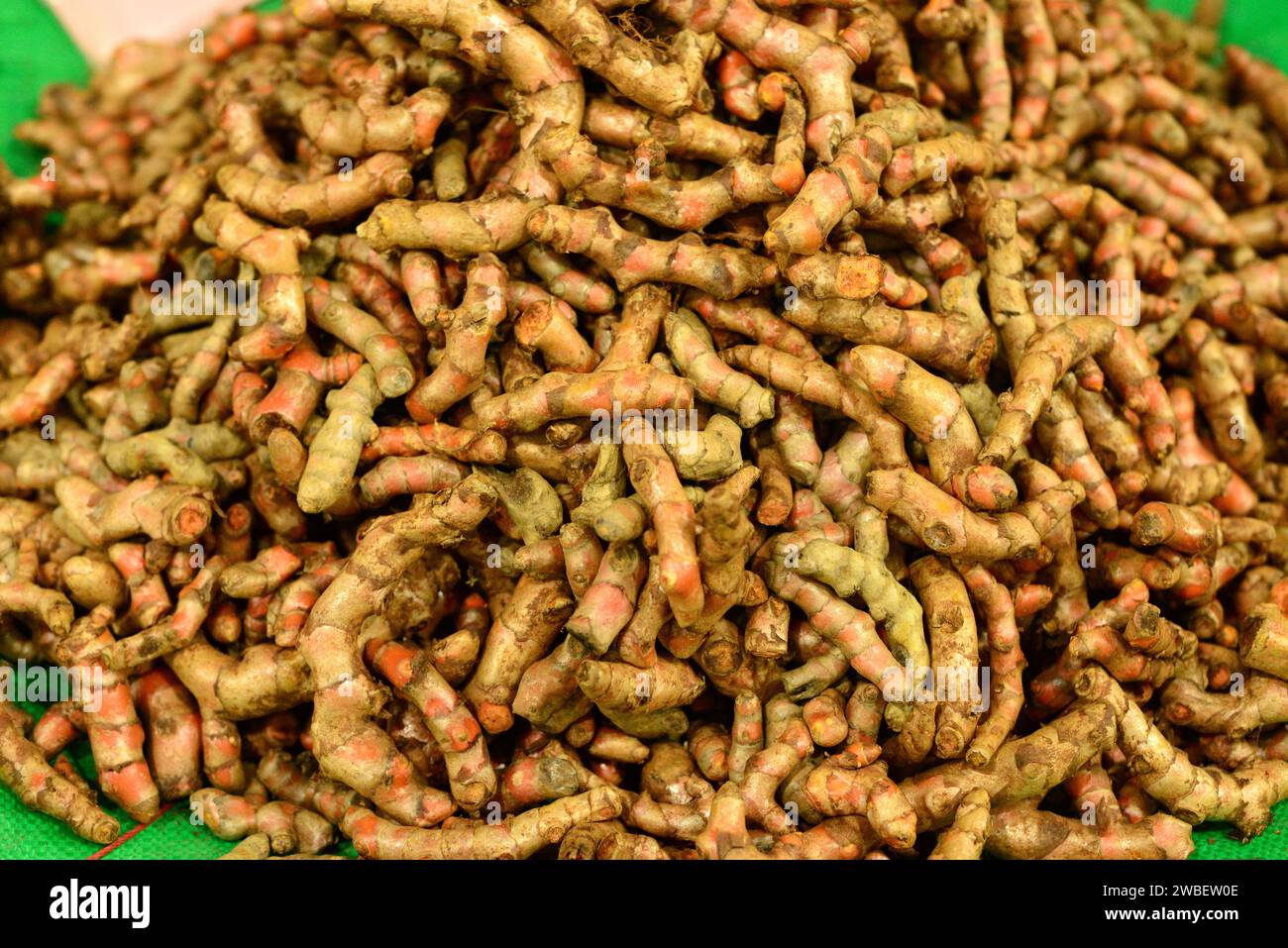 Bangkok, market (turmeric). Thailand Stock Photo - Alamy