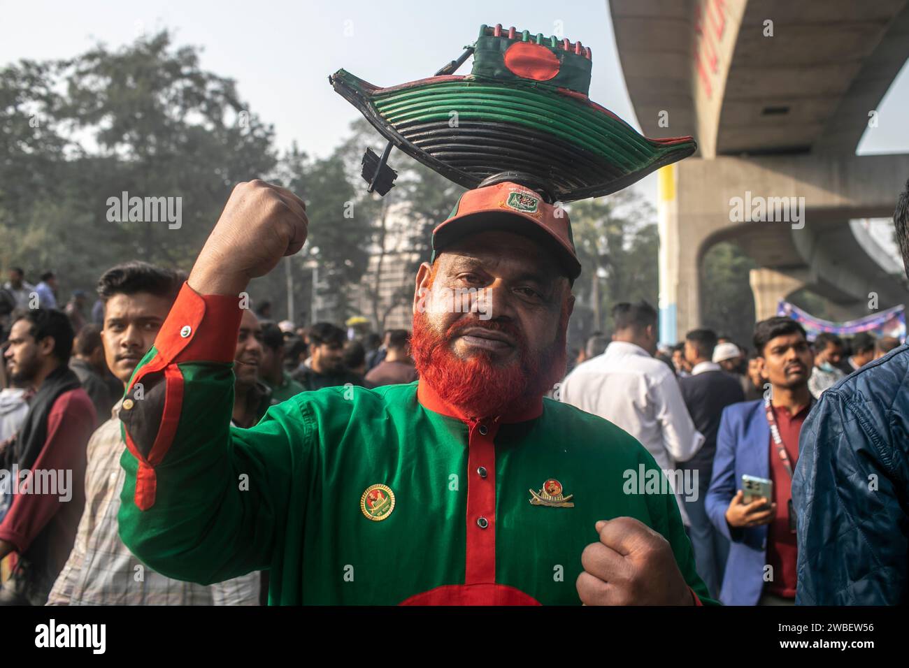 Dhaka, Bangladesh. 10th Jan, 2024. A supporter of Bangladesh's ruling ...