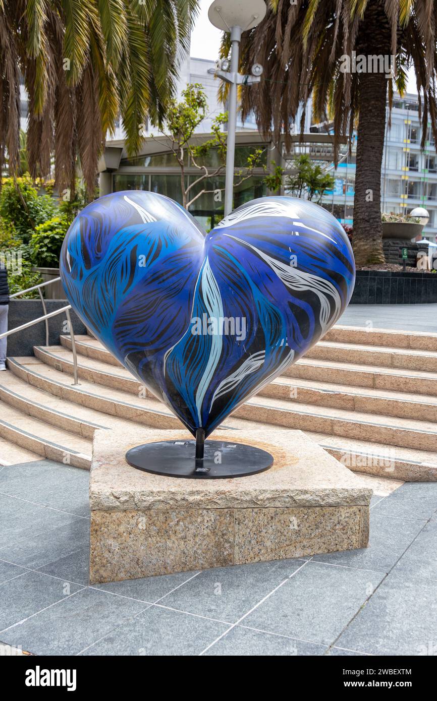 SF General Hospital Foundation Decorative Hearts Art Sculpture San ...