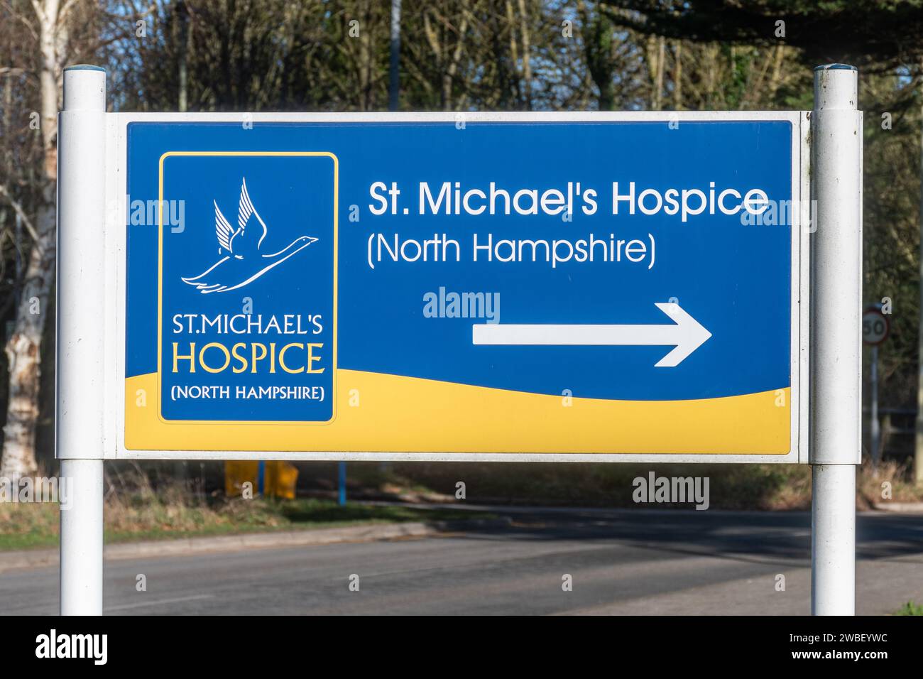 England signage hi-res stock photography and images - Alamy