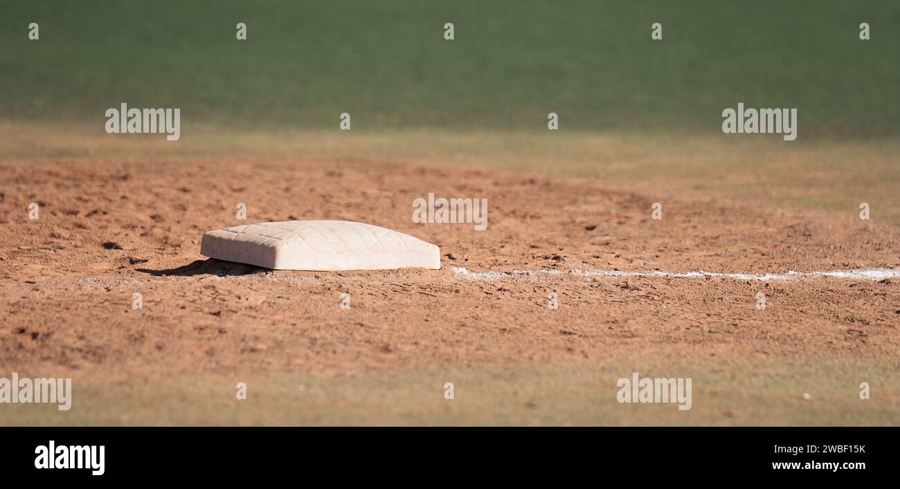 Baseball field hi-res stock photography and images - Alamy