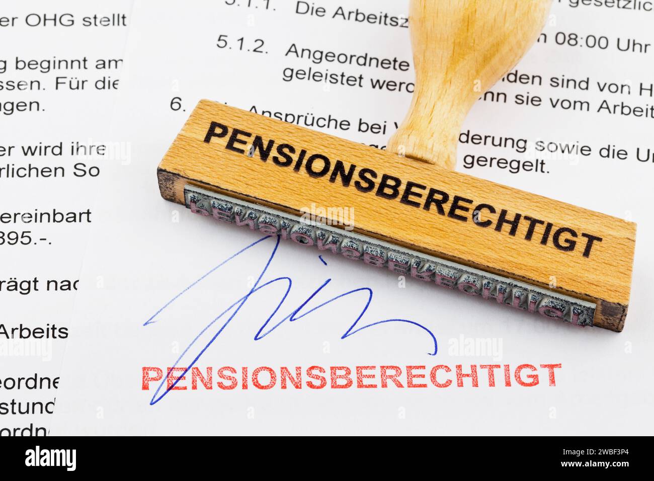 Pension information sheet hi-res stock photography and images - Alamy